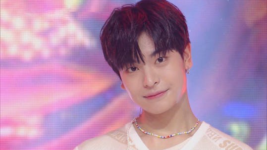 The Player: K-POP Quest | Watch Korean Series Online - KOCOWA+