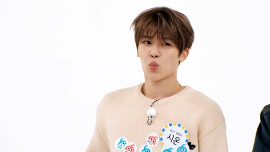 Weekly Idol | Watch Korean Series Online - KOCOWA+