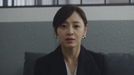 She Knows Everything | Watch Korean Series Online - KOCOWA+