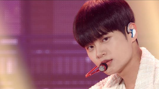 Show! Music Core | Watch Korean Series Online - KOCOWA+