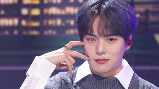 SBS Inkigayo | Watch Korean Series Online - KOCOWA+