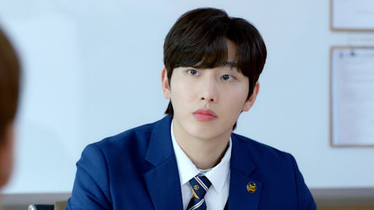 Light on Me | Watch Korean Series Online - KOCOWA+