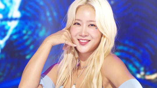 SBS Inkigayo | Watch Korean Series Online - KOCOWA+